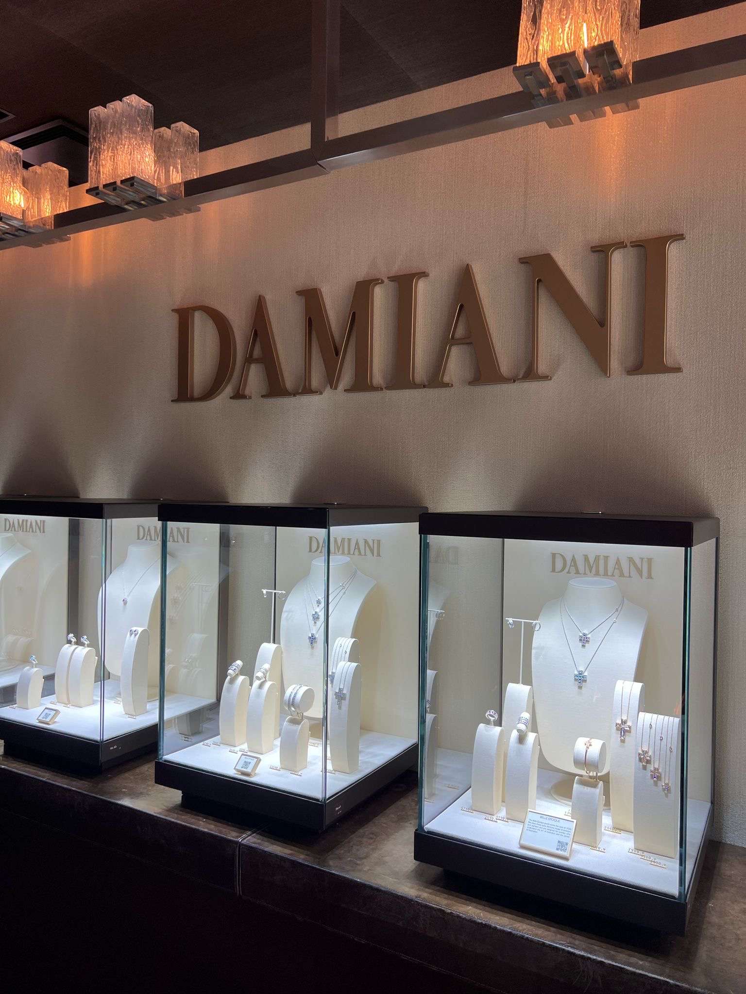 Haute Jewels Geneva 2025 - Prostand